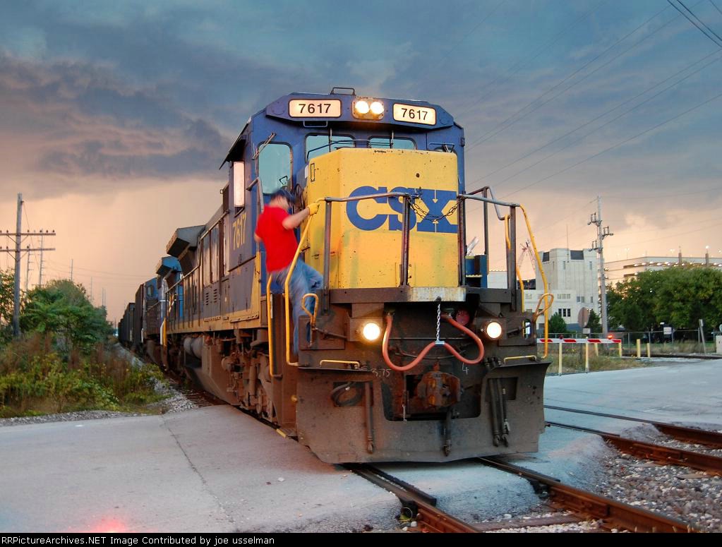 CSX 7617